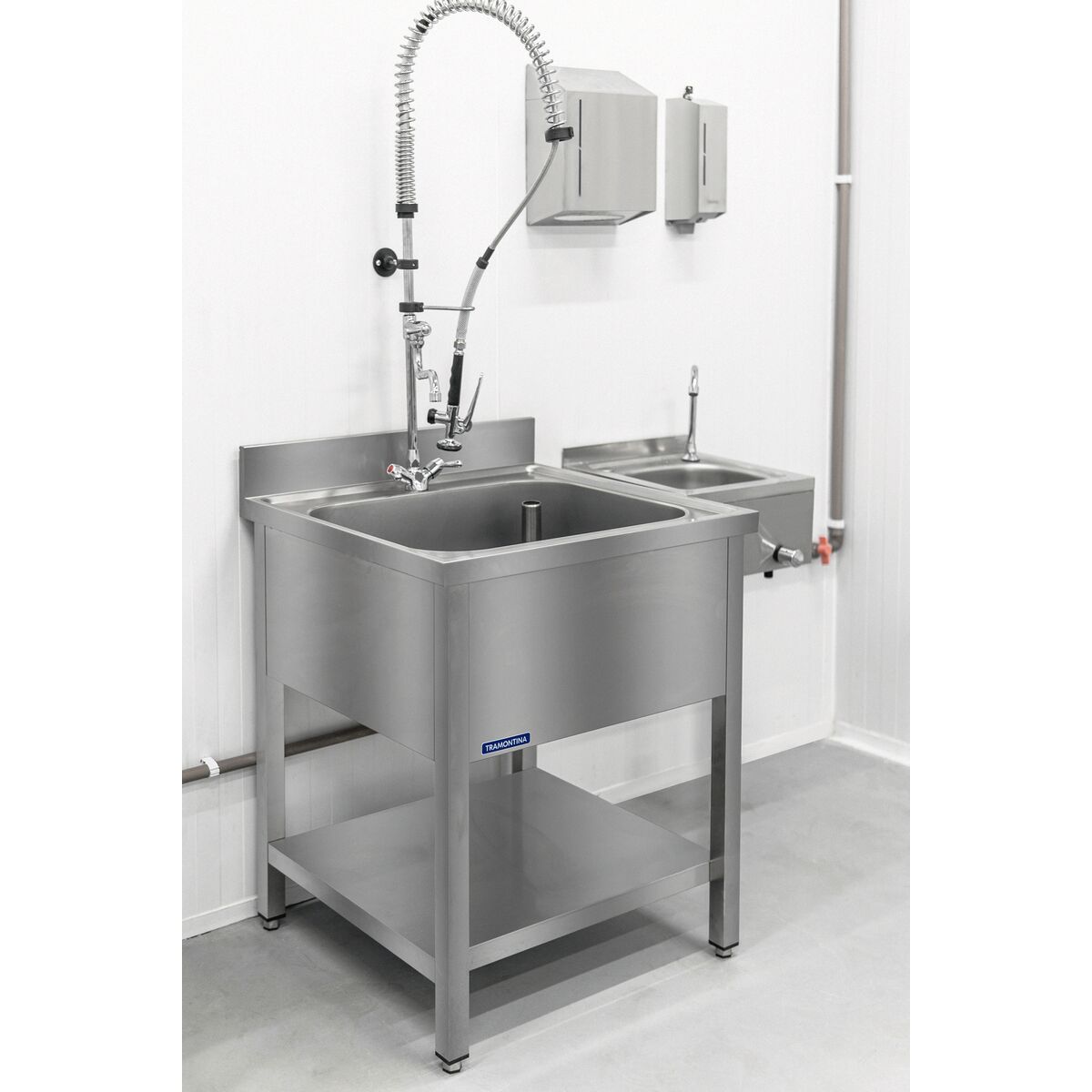 Tramontina Compact Model Sprayer with Mixer and Bench Mounting | Tramontina